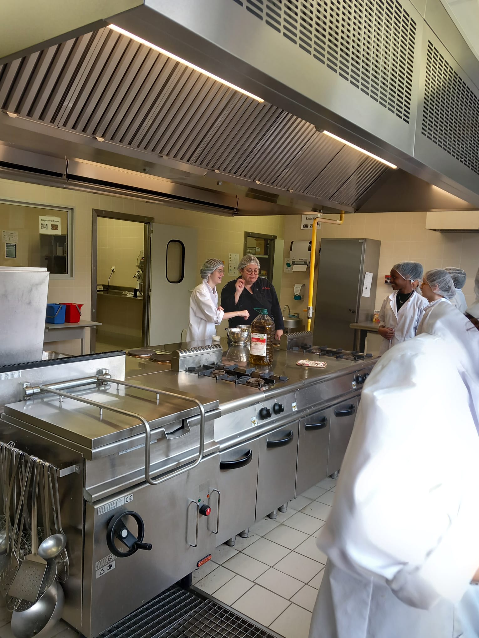 Les 4ème 1 en cuisine (mars 2023) | REP ARAGON